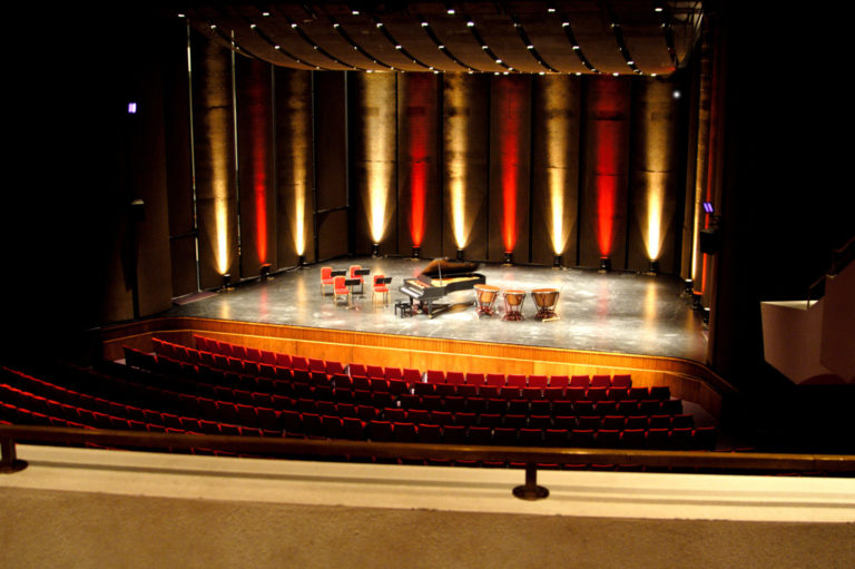 Single Tickets - Manitoba Opera