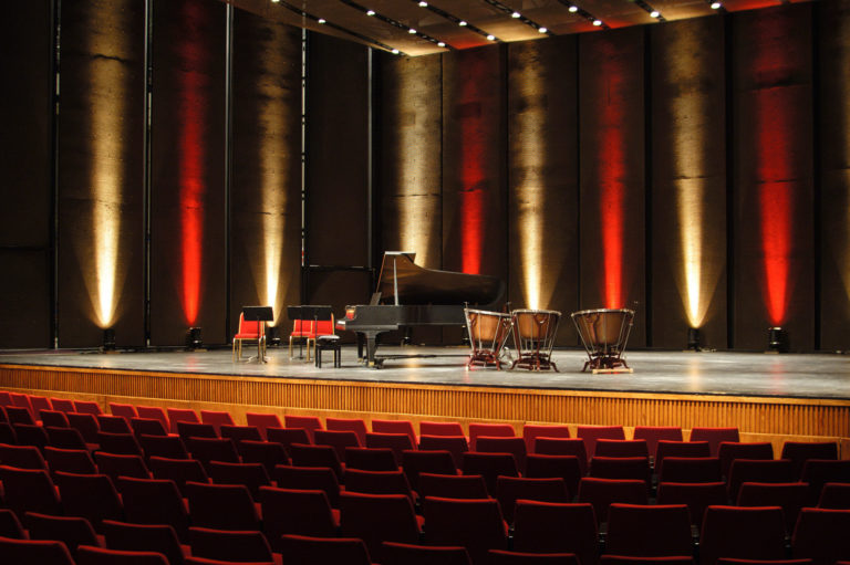 Single Tickets - Manitoba Opera